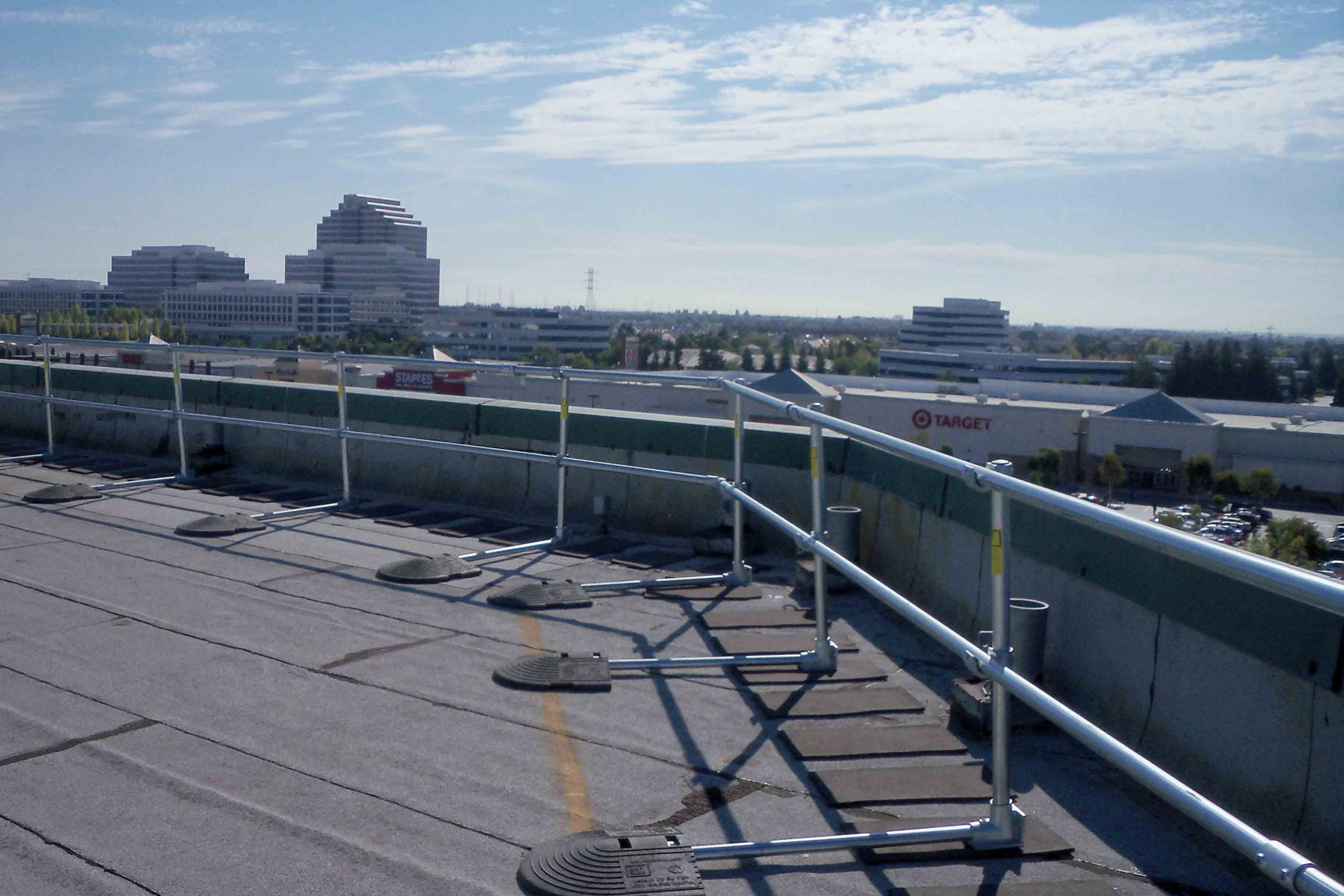 How To Protect Workers On Data Centre Rooftops - Kee Safety