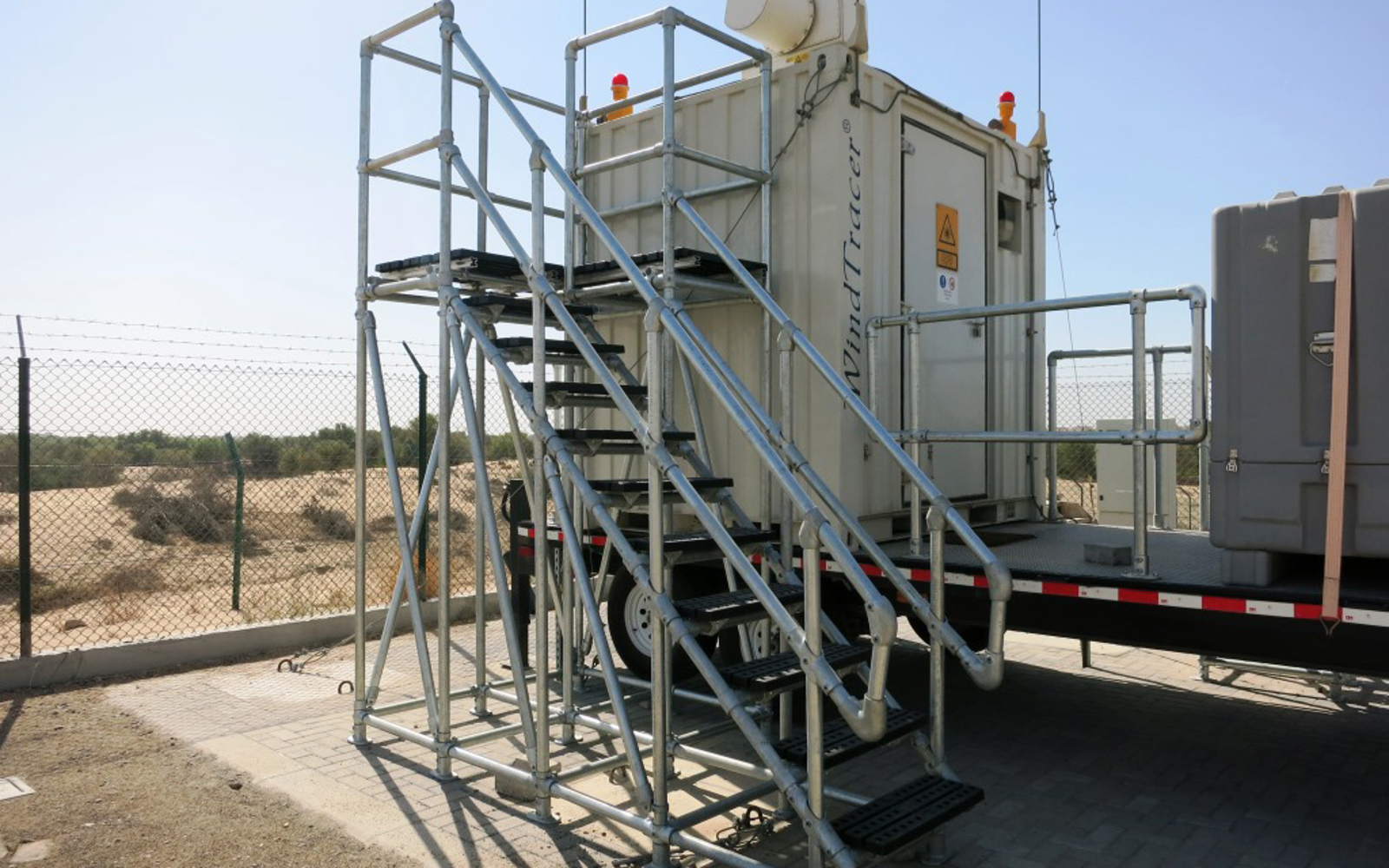 Bespoke Access Platforms for Dubai Air Navigation Services - Kee Safety